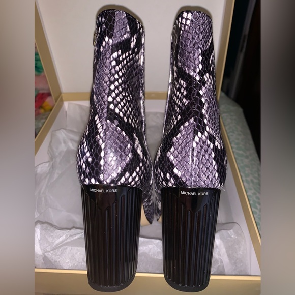 MICHAEL Michael Kors | Shoes | Michael Kors Porter Snakeembossed ...